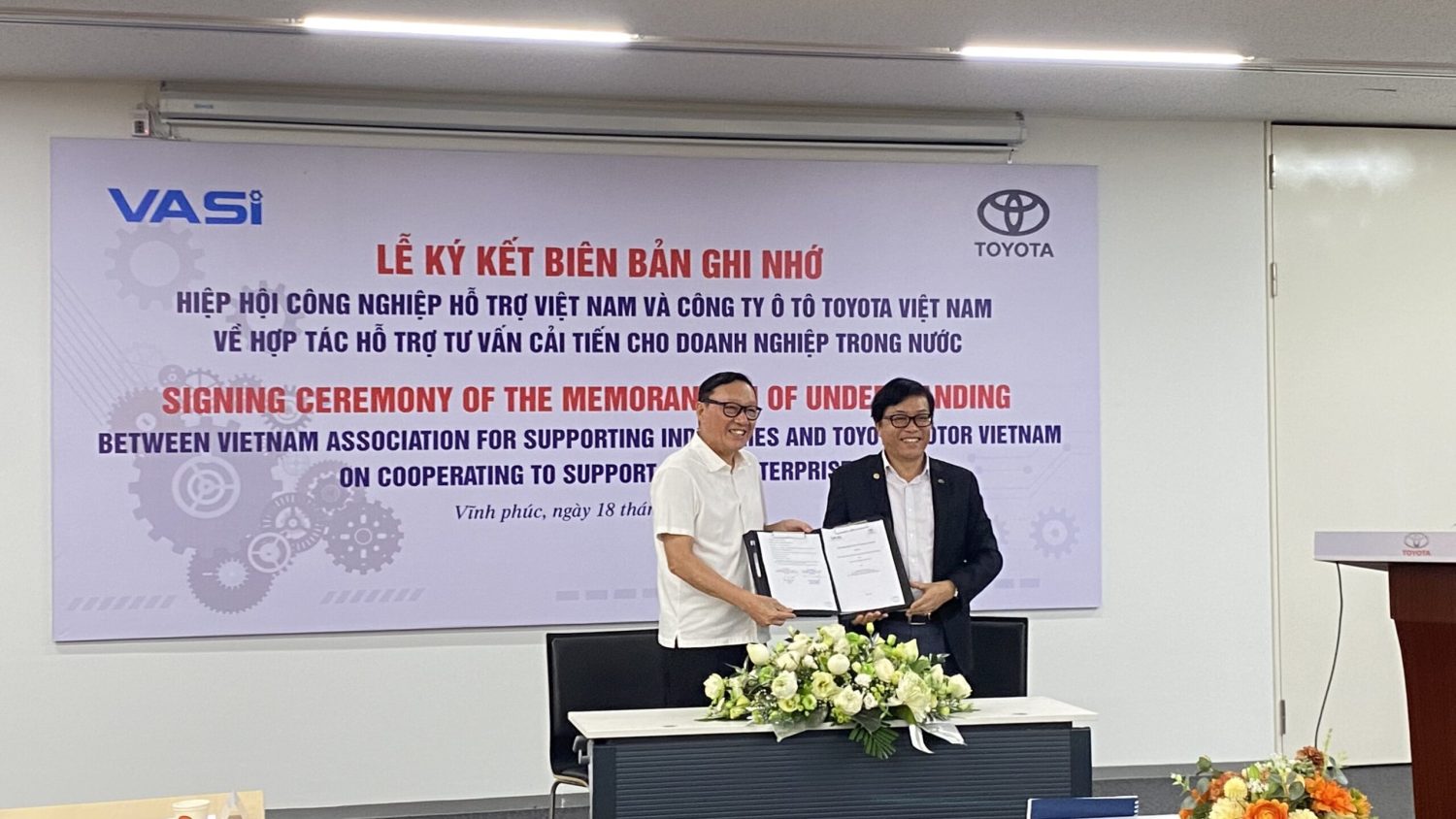 LỄ KÝ KẾT BIÊN BẢN GHI NHỚ GIỮA TOYOTA VIETNAM VÀ VASI - VASI